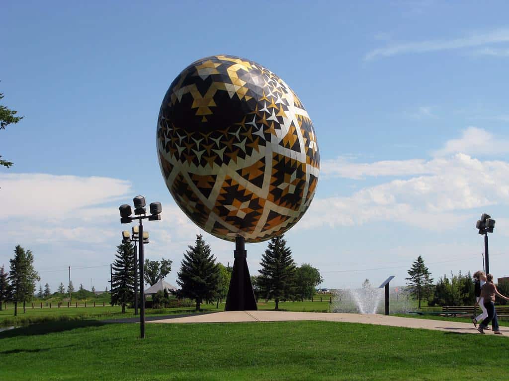 10 Quirky Roadside Attractions in the Canadian Prairies