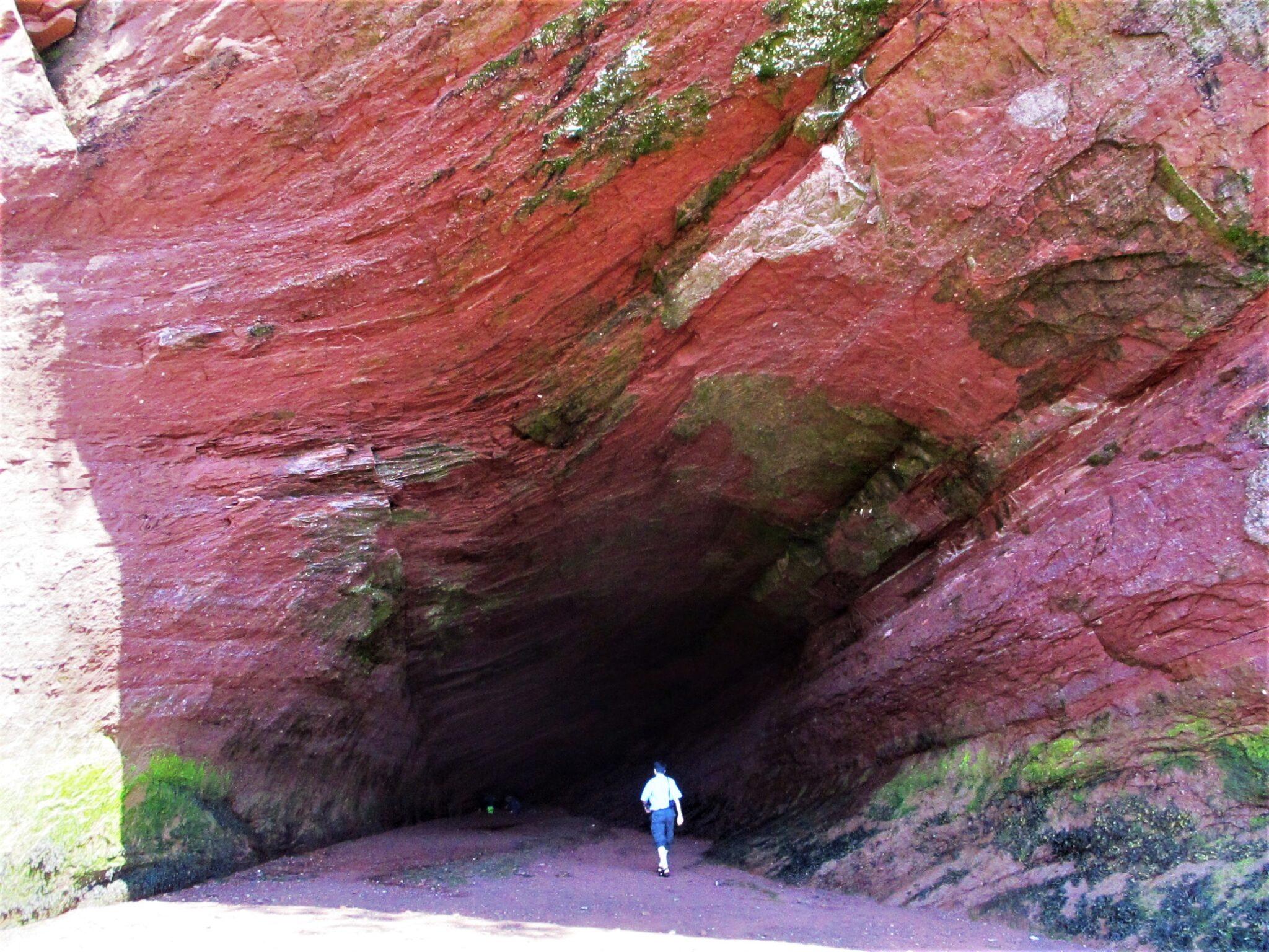 5 Canadian Caves You Can Explore Without a Guide