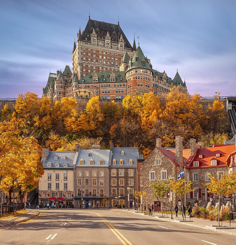 18 Historic Canadian Castles and Mansions You Can Actually Visit