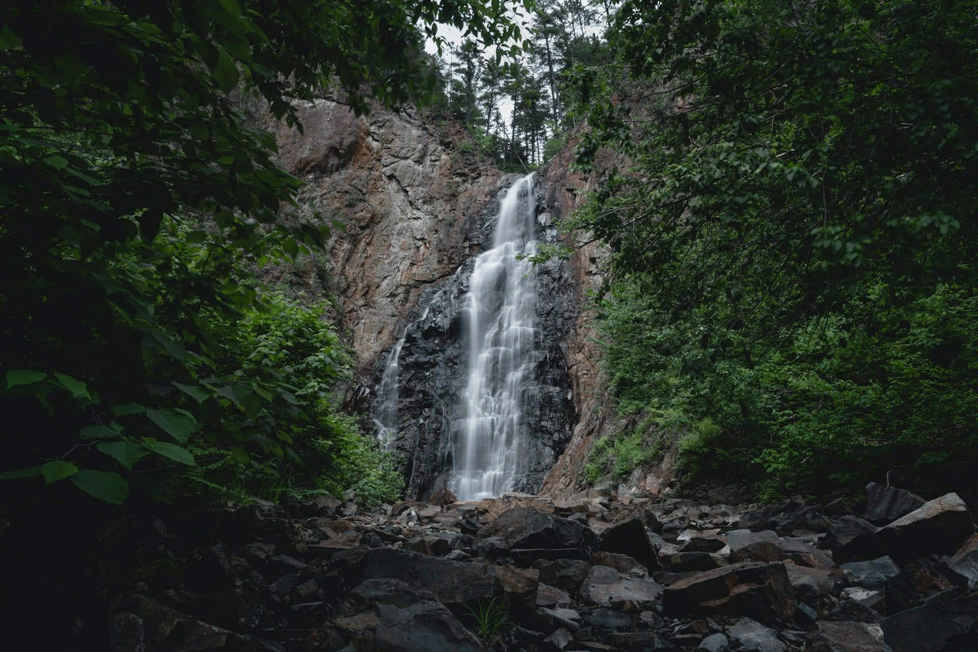 16 Canadian Budget Travel Destinations That Don't Feel Cheap