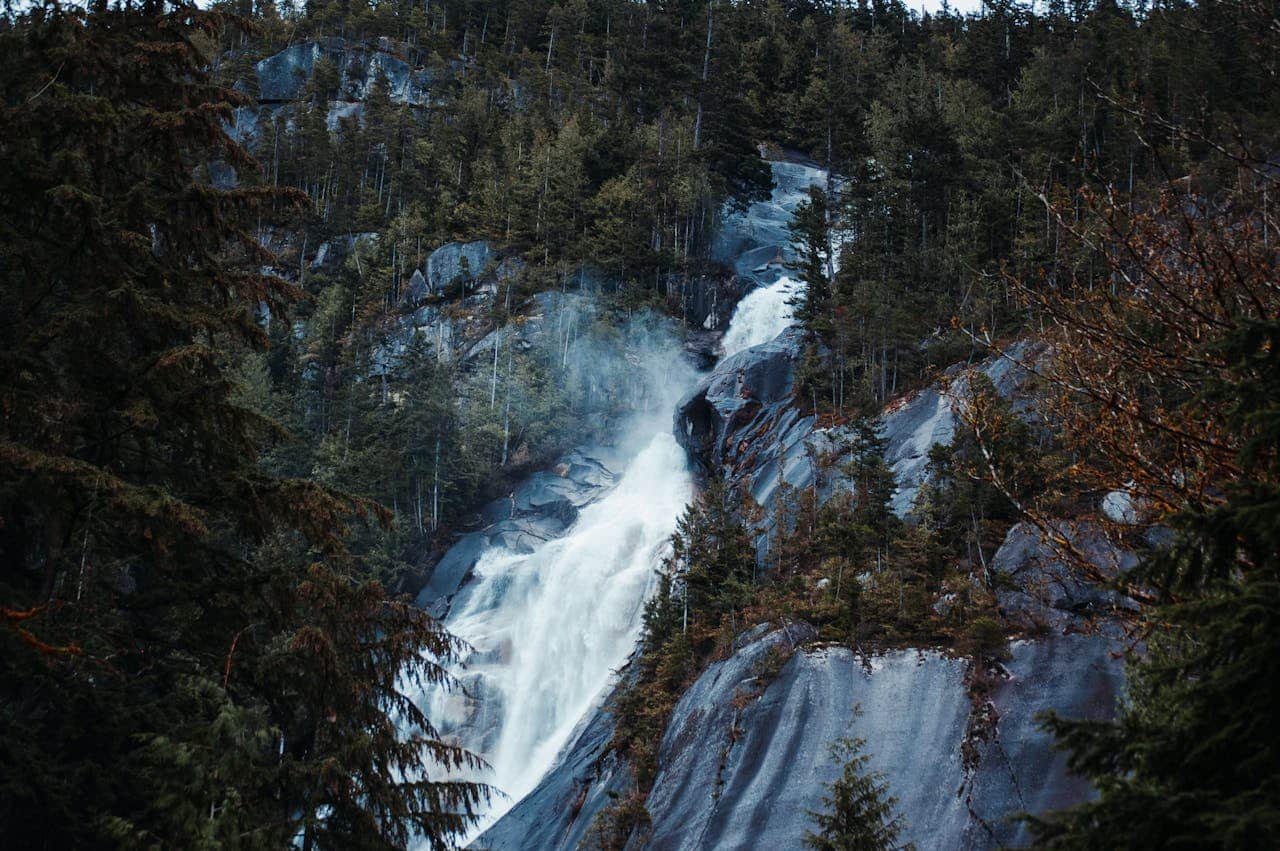 15 Canadian Waterfalls You Can Drive Right Up To