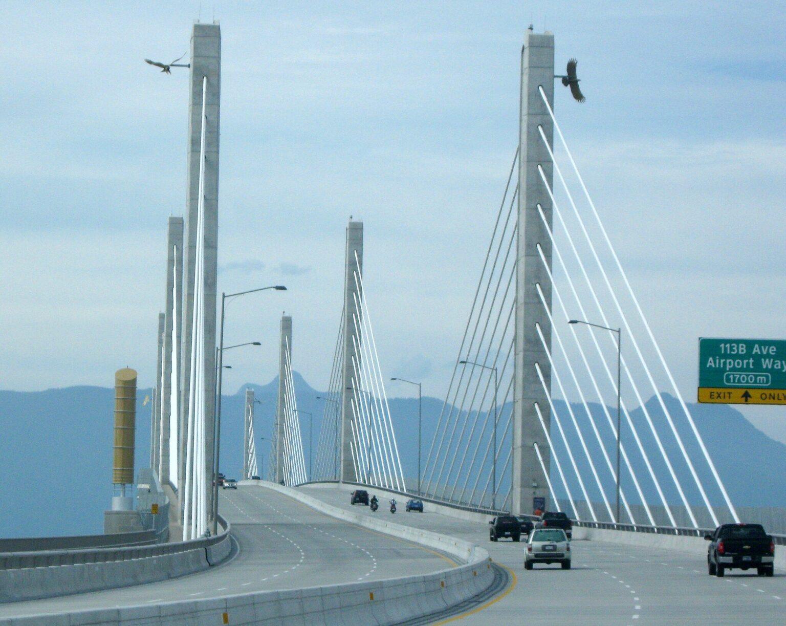 11 Canadian bridges you should stop and walk across
