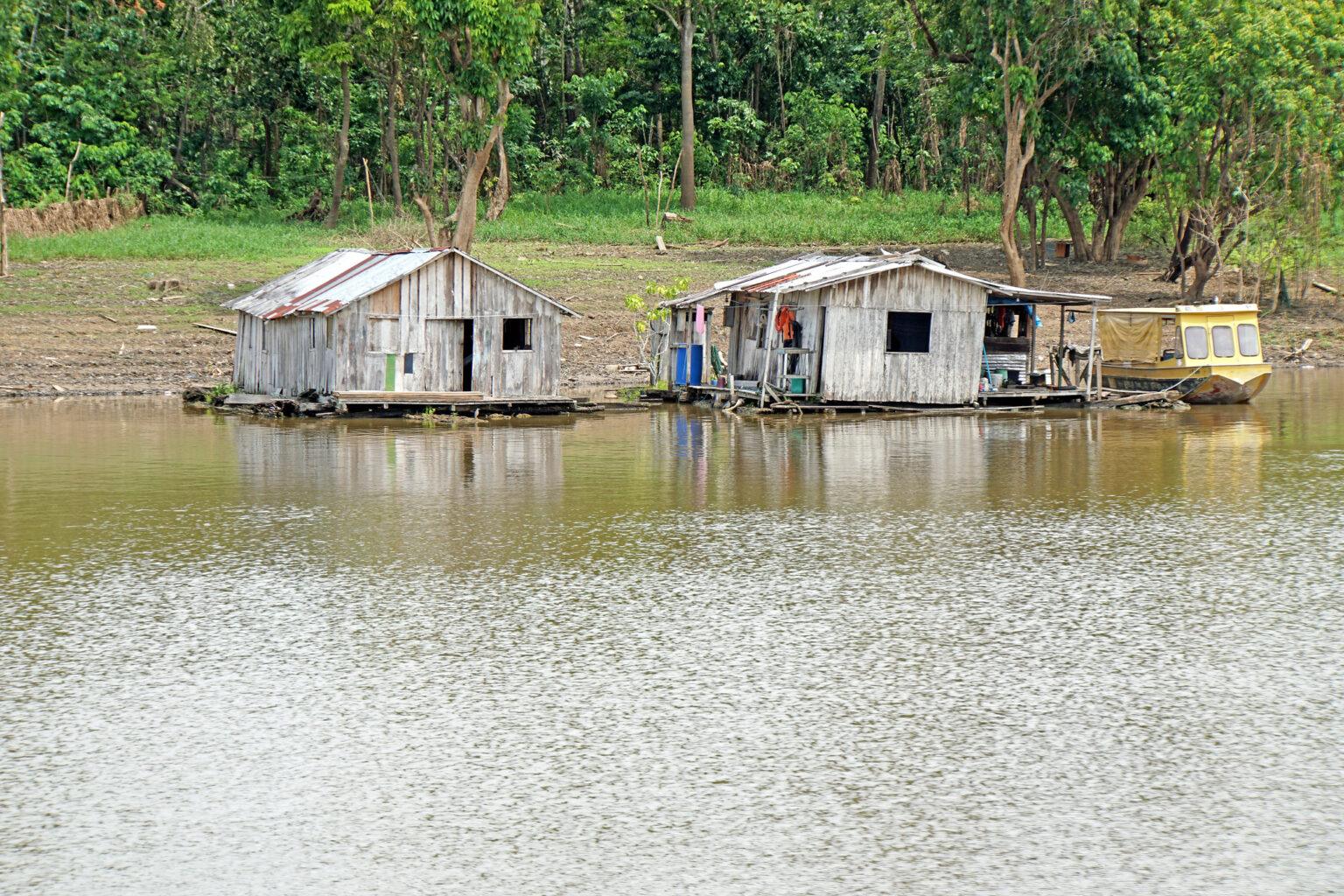 15 Floating Villages and Communities You Never Knew Existed