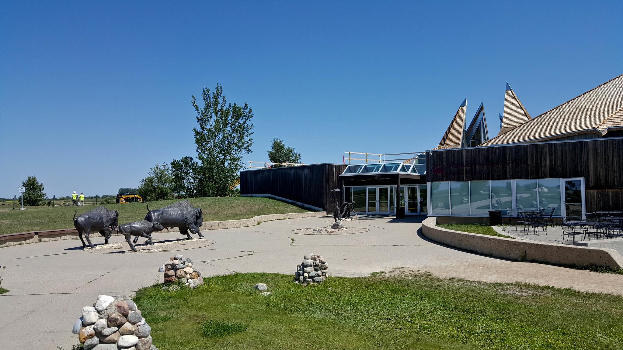 10 Indigenous Cultural Experiences Every Canadian Should Try