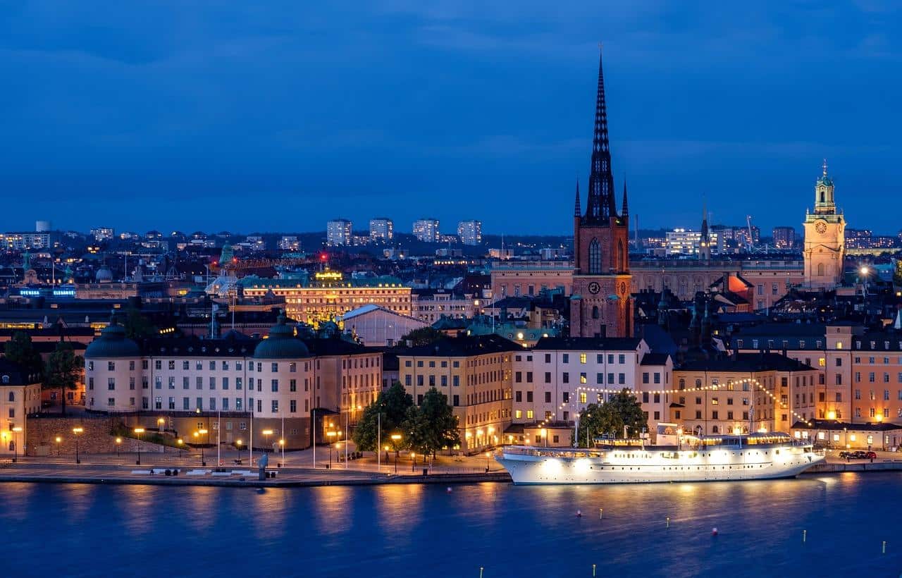 10 Countries With the Most Single People—and 7 With the Fewest