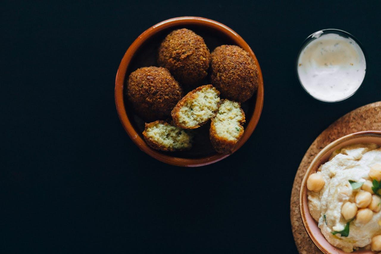 20 Must-Try Street Foods From Around the World