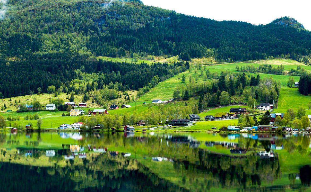 10 Countries With the Most Single People—and 7 With the Fewest