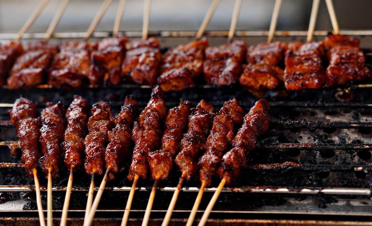 20 Must-Try Street Foods From Around the World
