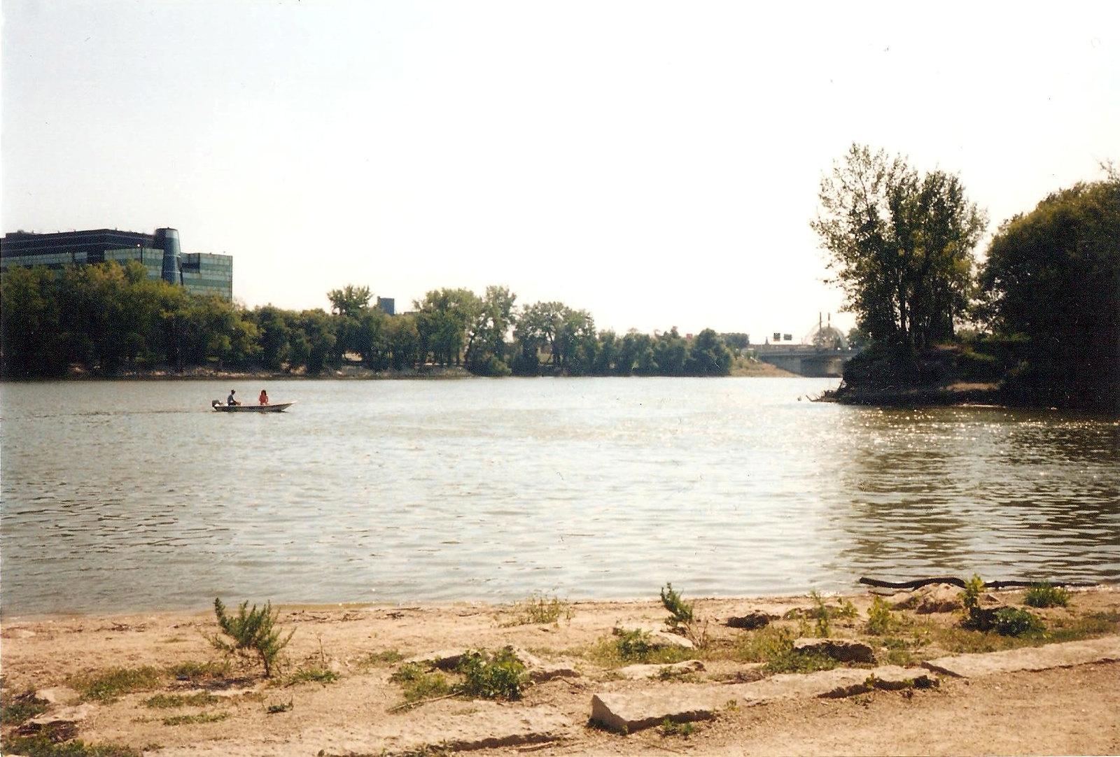 20 Canadian beaches and rivers you might not realize are polluted