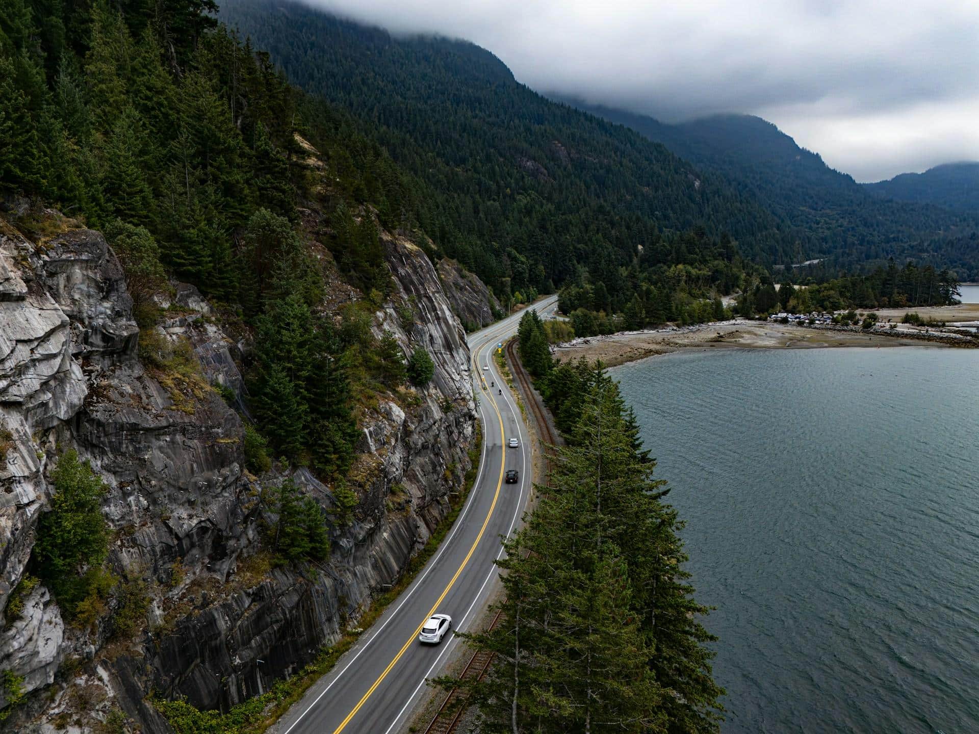 Most scenic drives in Canada that rival the Icefields Parkway