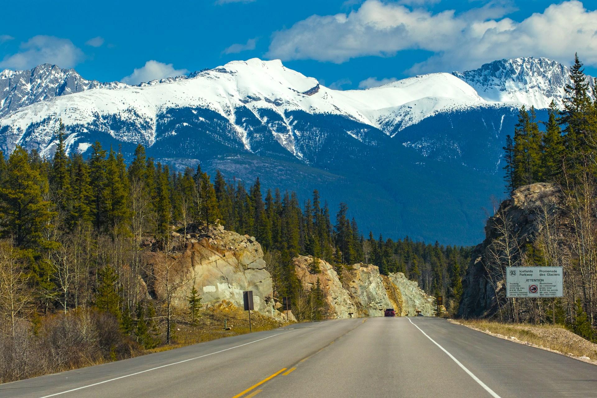 Most scenic drives in Canada that rival the Icefields Parkway