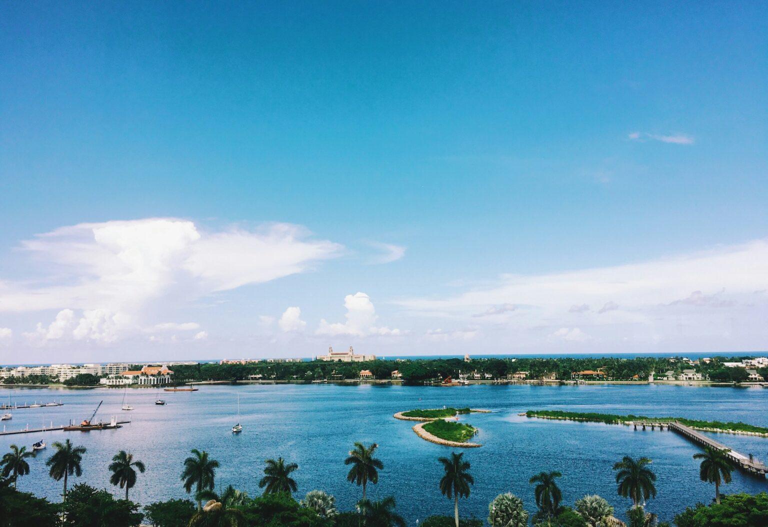 Canadian snowbirds are leaving Florida for good. Local economies are ...