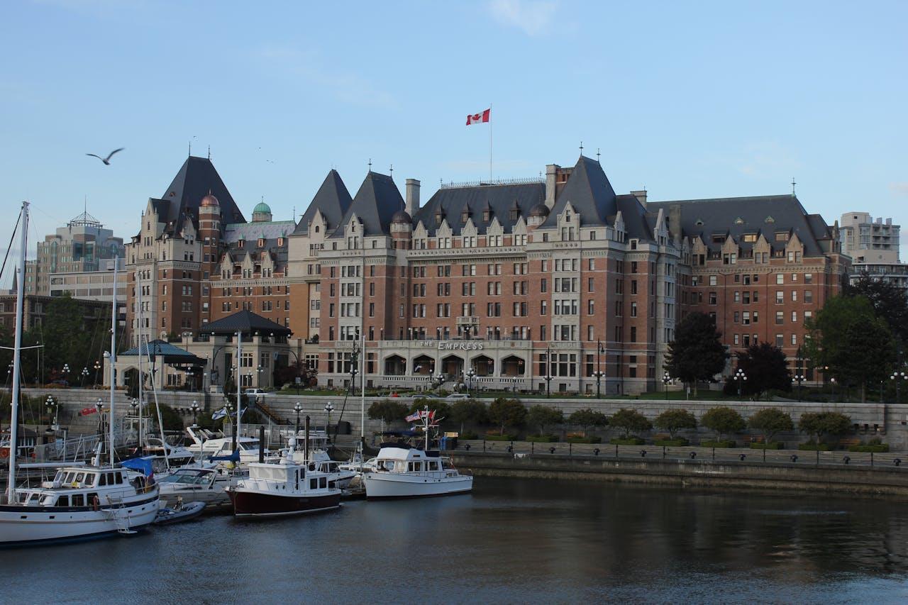 Victoria vs. Vancouver Island: Who wins the "winter escape" crown?