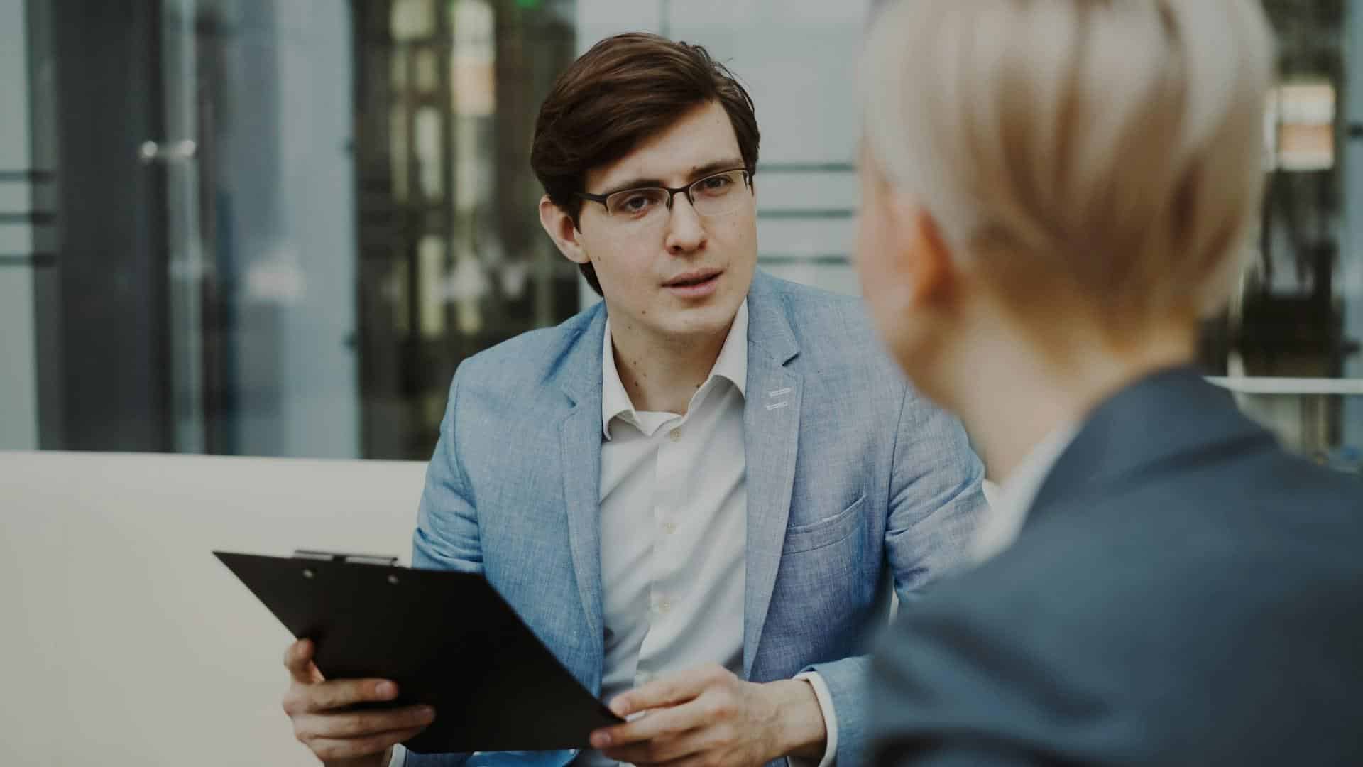 10 job interview red flags that predict a toxic workplace